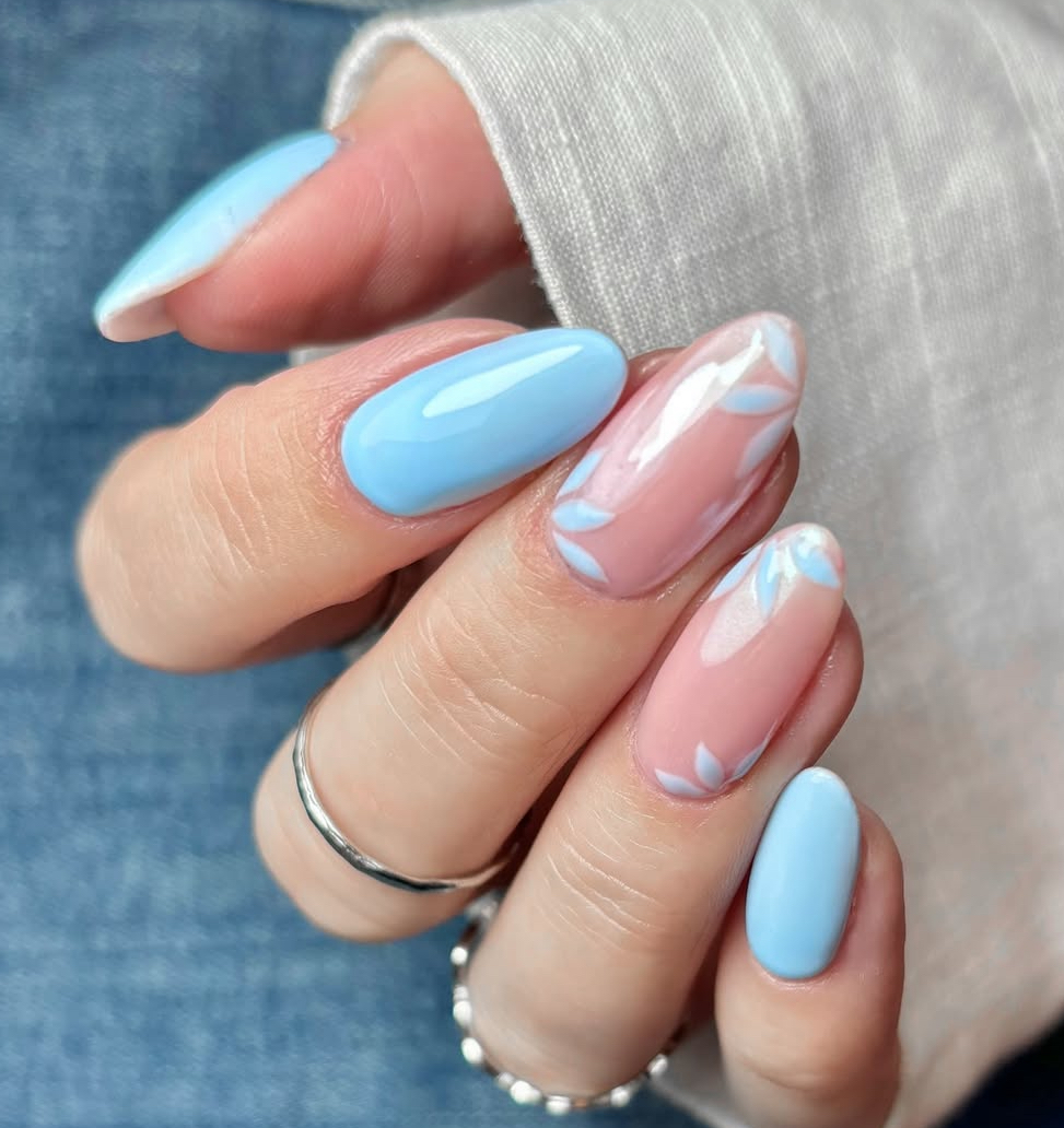 Almond Blue Spring Nails: The Trend That’s Blooming This Season - The ...